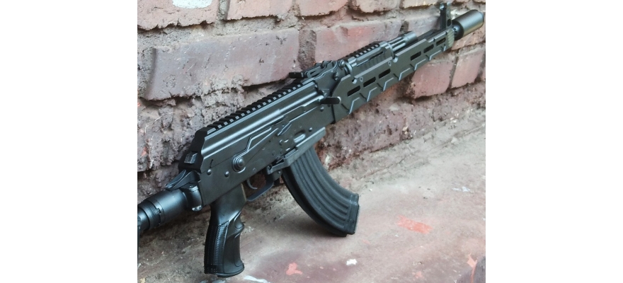 Extended Tactical Handguard for AK/AKM based Rifles by "ME". Black