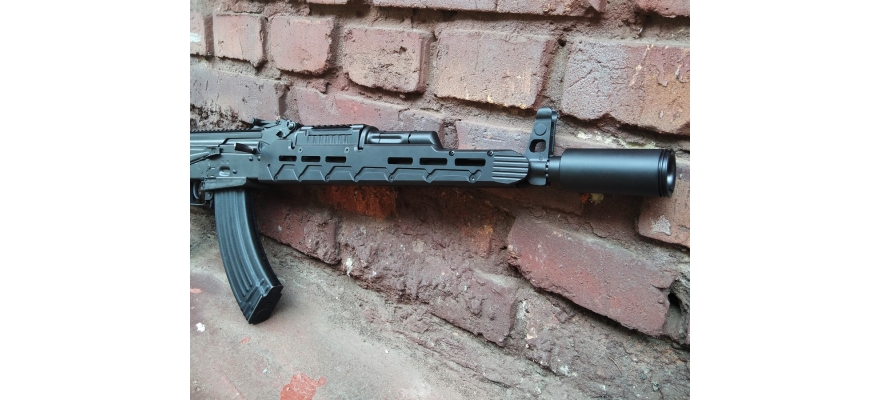 Extended Tactical Handguard for AK/AKM based Rifles by "ME". Coyote Tan